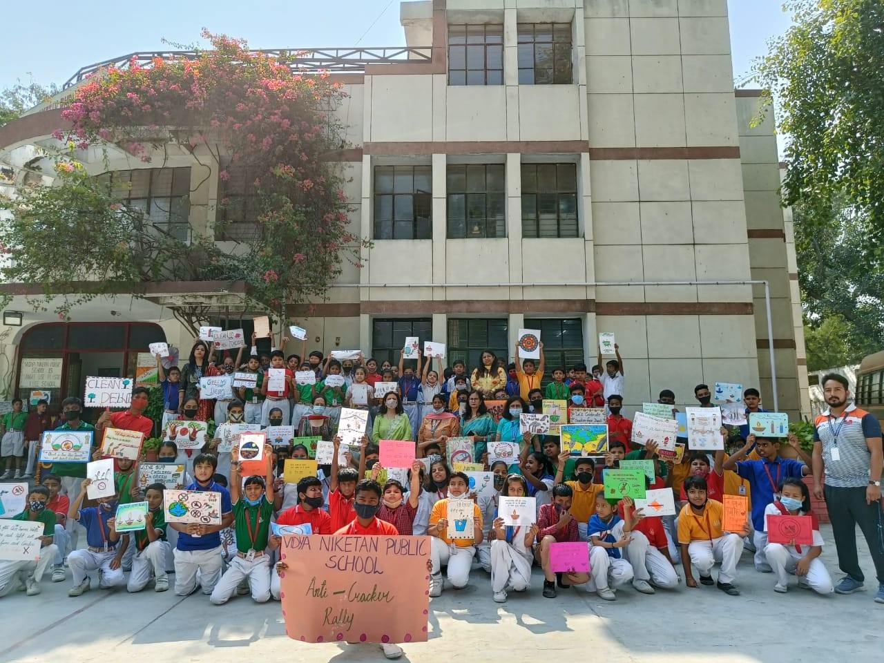 Vidya Niketan Public School Nanak Pura | New Delhi - VNPS